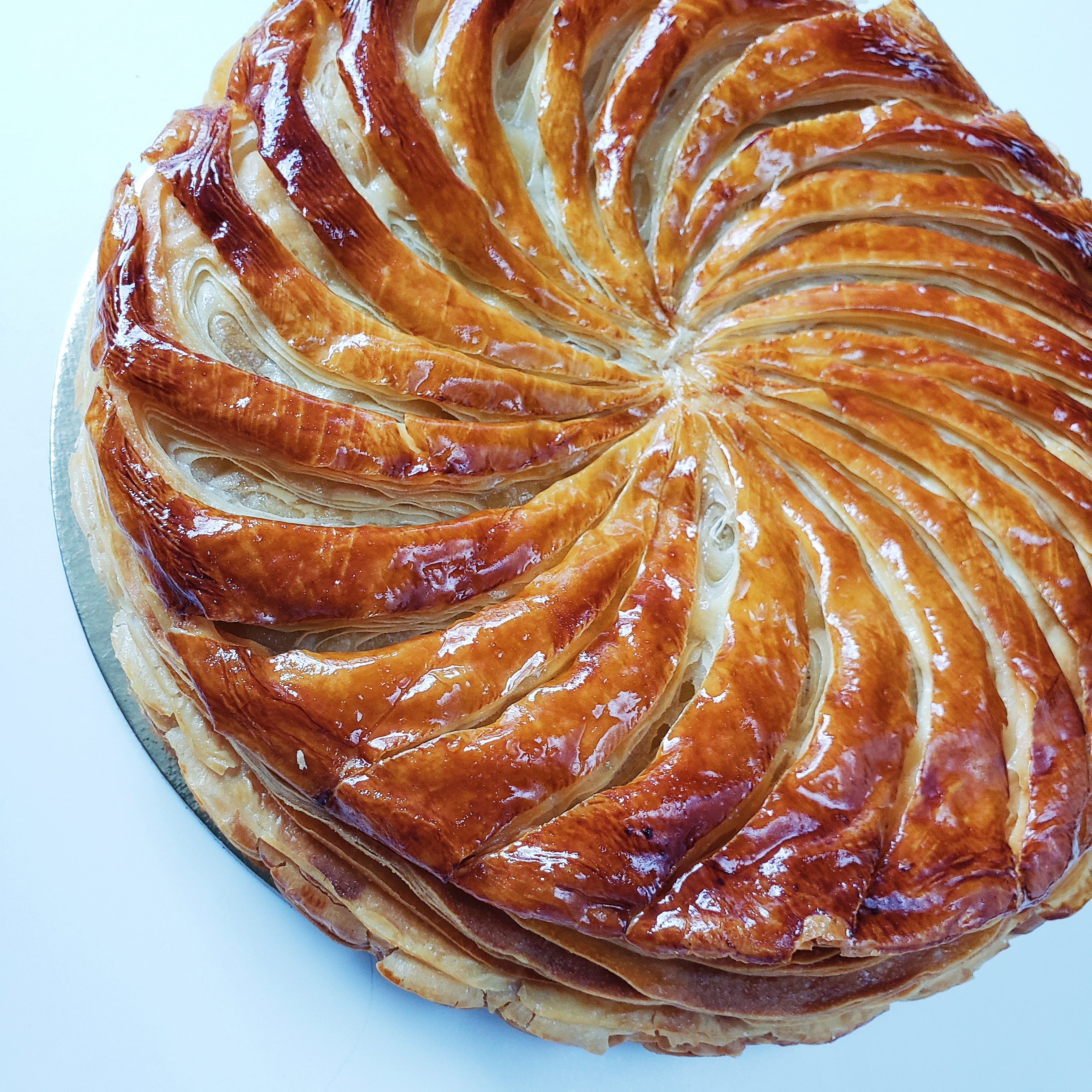 yannboutiquedelivery.com